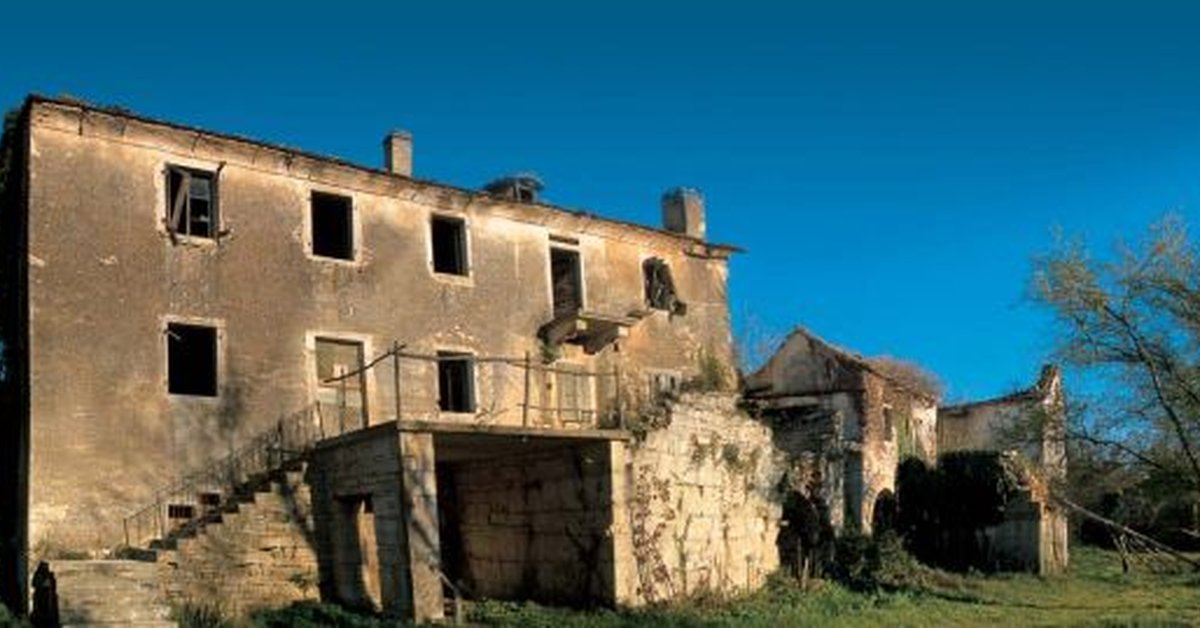 Prodaje se selo u središnjoj Istri | Maris Nekretnine