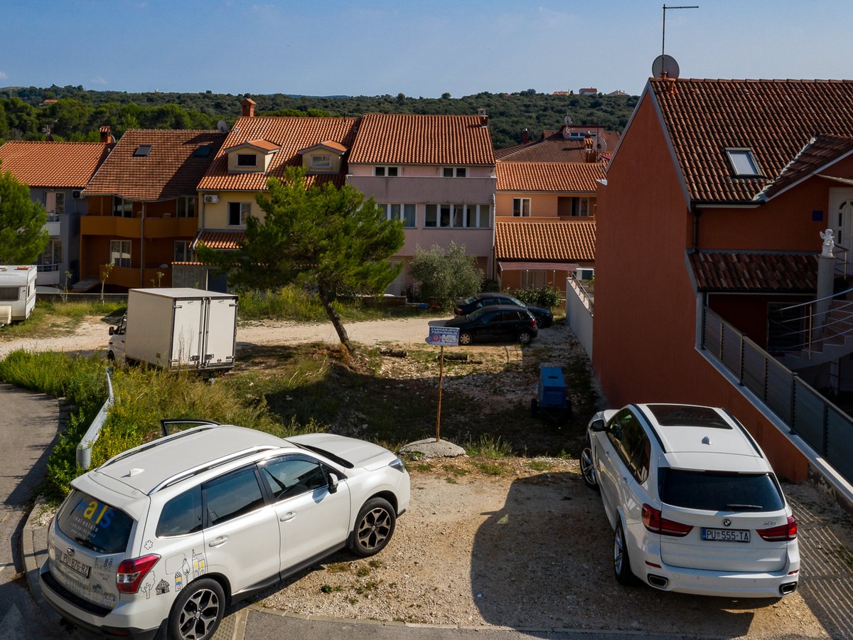 Želite obiteljsku kuću na odličnoj lokaciji? Pula-Veruda Porat | Maris ...